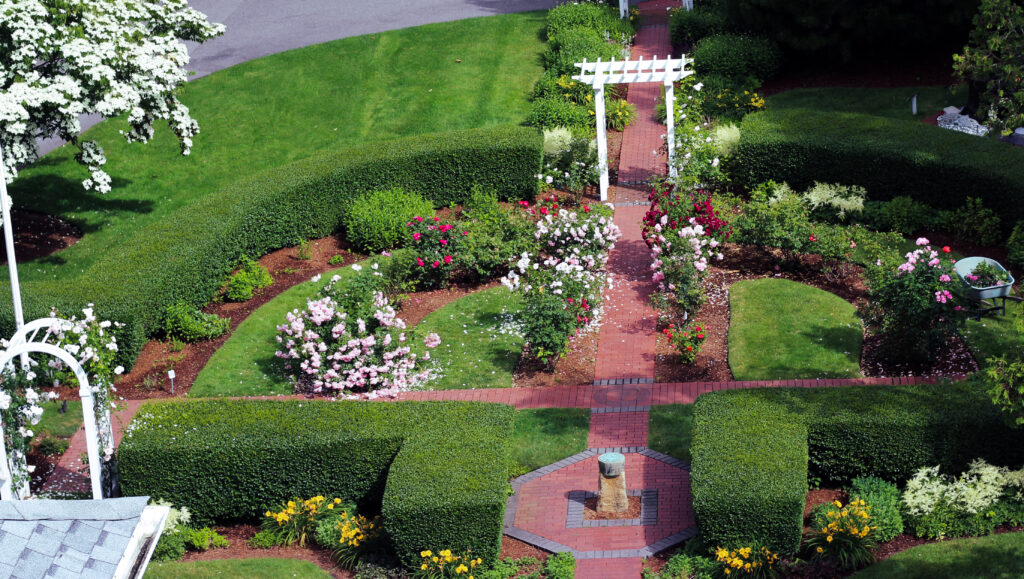 The Gardens - General Society of Mayflower Descendants